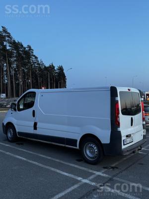 Balts Opel Vivaro 2007 Rīga, ar dzinēja tilpumu 2.00 L un nobraukumu 297 tūkst. km par 4200 €, foto 6 vietnē AUTOMOTO.COM.LV