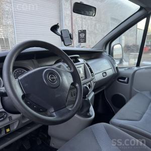 Balts Opel Vivaro 2007 Rīga, ar dzinēja tilpumu 2.00 L un nobraukumu 297 tūkst. km par 4200 €, foto 9 vietnē AUTOMOTO.COM.LV
