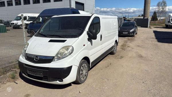 Balts Opel Vivaro 2008 Klaipėda, ar dzinēja tilpumu 2.00 L un nobraukumu 262 tūkst. km par 2900 €, foto 1 vietnē AUTOMOTO.COM.LV