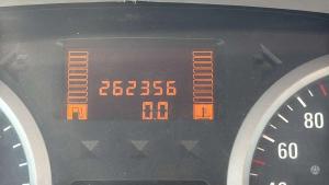 White Opel Vivaro 2008 in Klaipeda, with an engine capacity of 2.00 L and mileage of 262 thousand km for 2900 €, photo 5 on AUTOMOTO.COM.LV
