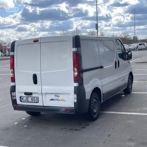 White Opel Vivaro 2009 in Siauliai, with an engine capacity of 2.00 L and mileage of 400 thousand km for 2999 €, photo 6 on AUTOMOTO.COM.LV
