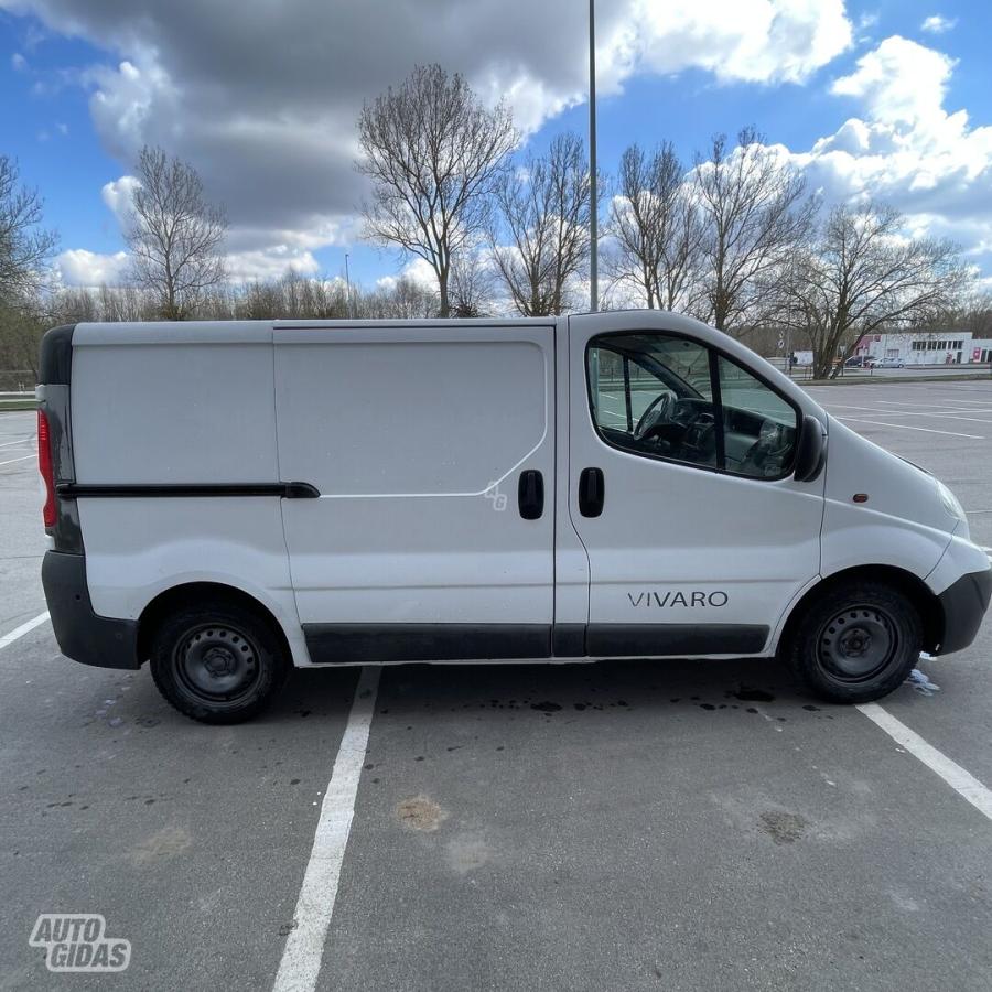 White Opel Vivaro 2009 in Siauliai, with an engine capacity of 2.00 L and mileage of 400 thousand km for 2999 €, photo 7 on AUTOMOTO.COM.LV