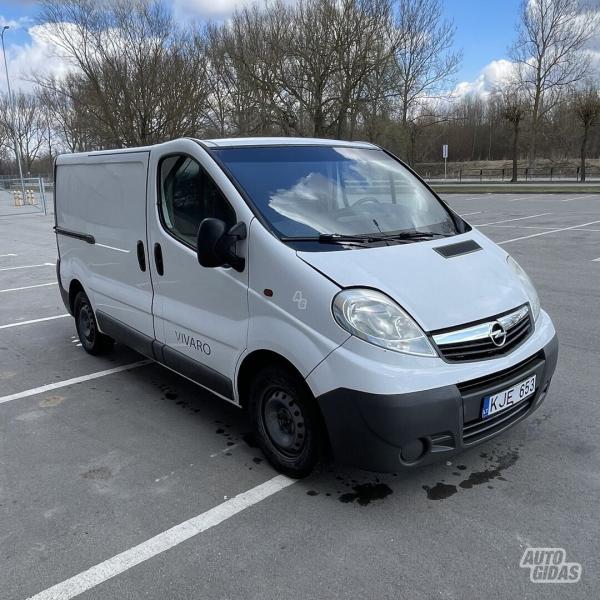 Balts Opel Vivaro 2009 Šauļi, ar dzinēja tilpumu 2.00 L un nobraukumu 400 tūkst. km par 2999 €, foto 7 vietnē AUTOMOTO.COM.LV