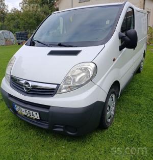 White Opel Vivaro 2009 in Talsi, with an engine capacity of 2.00 L and mileage of 184 thousand km for 4800 €, photo  on AUTOMOTO.COM.LV
