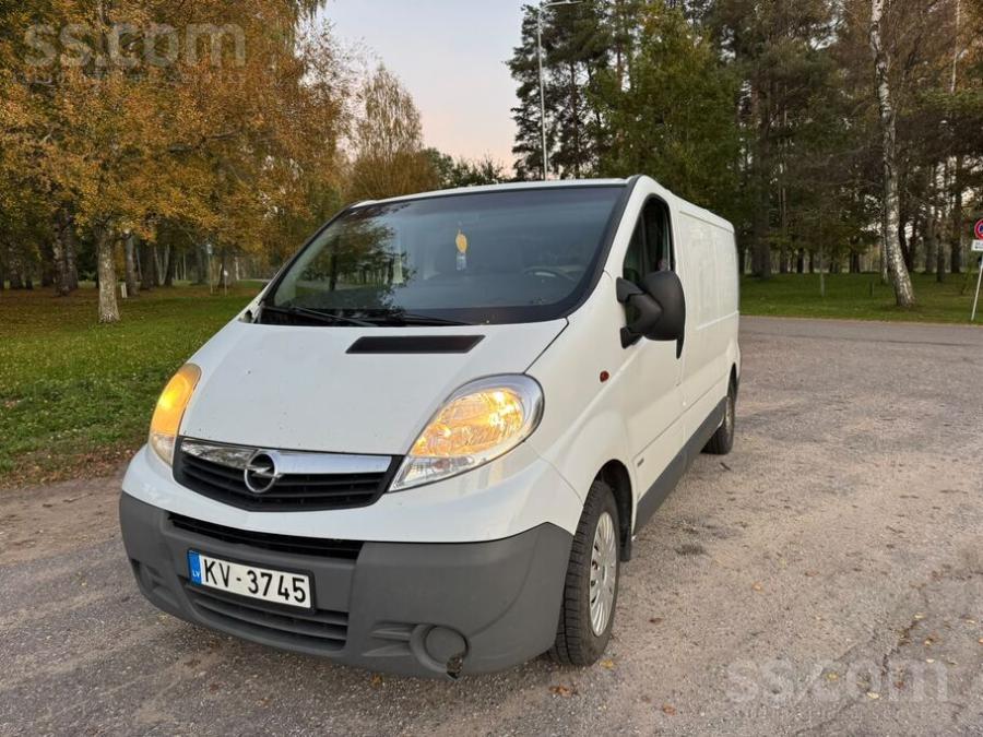 White Opel Vivaro 2009 in Limbazi, with an engine capacity of 2.00 L and mileage of 353 thousand km for 4000 €, photo 6 on AUTOMOTO.COM.LV