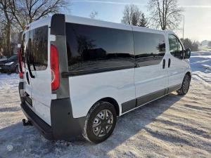 White Opel Vivaro 2010 in Utena, with an engine capacity of 2.00 L and mileage of 293 thousand km for 7300 €, photo 5 on AUTOMOTO.COM.LV