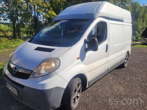 White Opel Vivaro 2011 in Riga, with an engine capacity of 2.50 L and mileage of 396 thousand km for 4500 €, photo  on AUTOMOTO.COM.LV