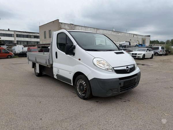 White Opel Vivaro 2011 in Panevezys, with an engine capacity of 2.00 L and mileage of 158 thousand km for 3450 €, photo 3 on AUTOMOTO.COM.LV