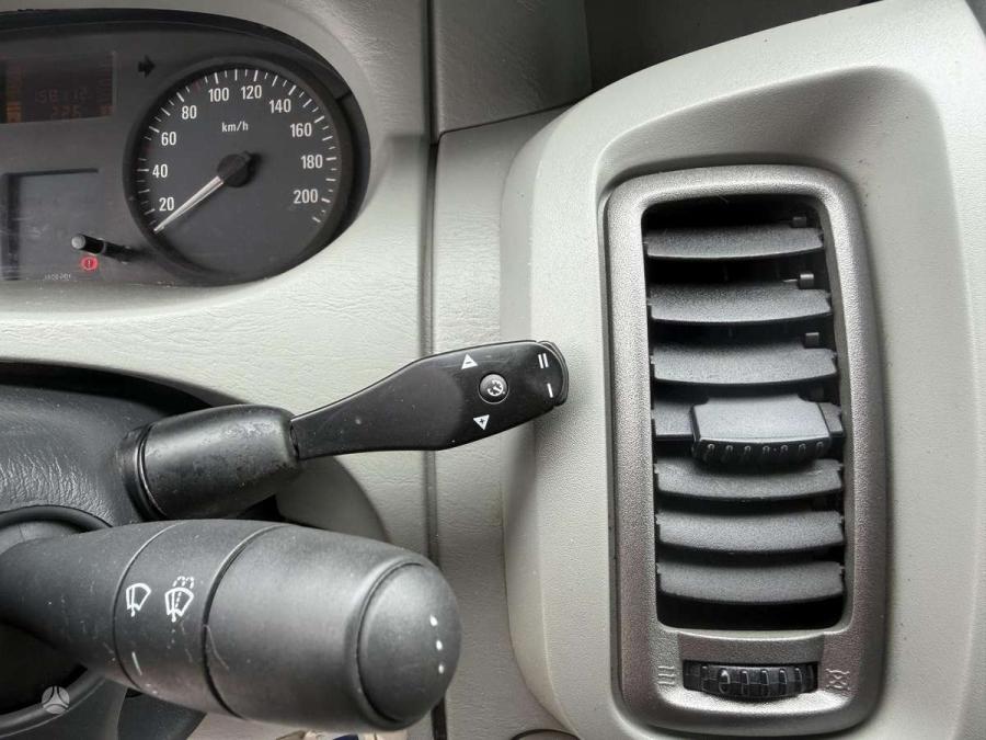 White Opel Vivaro 2011 in Panevezys, with an engine capacity of 2.00 L and mileage of 158 thousand km for 3450 €, photo 14 on AUTOMOTO.COM.LV