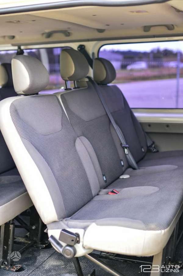 White Opel Vivaro 2012 in Kretinga, with an engine capacity of 2.00 L and mileage of 365 thousand km for 7250 €, photo 7 on AUTOMOTO.COM.LV