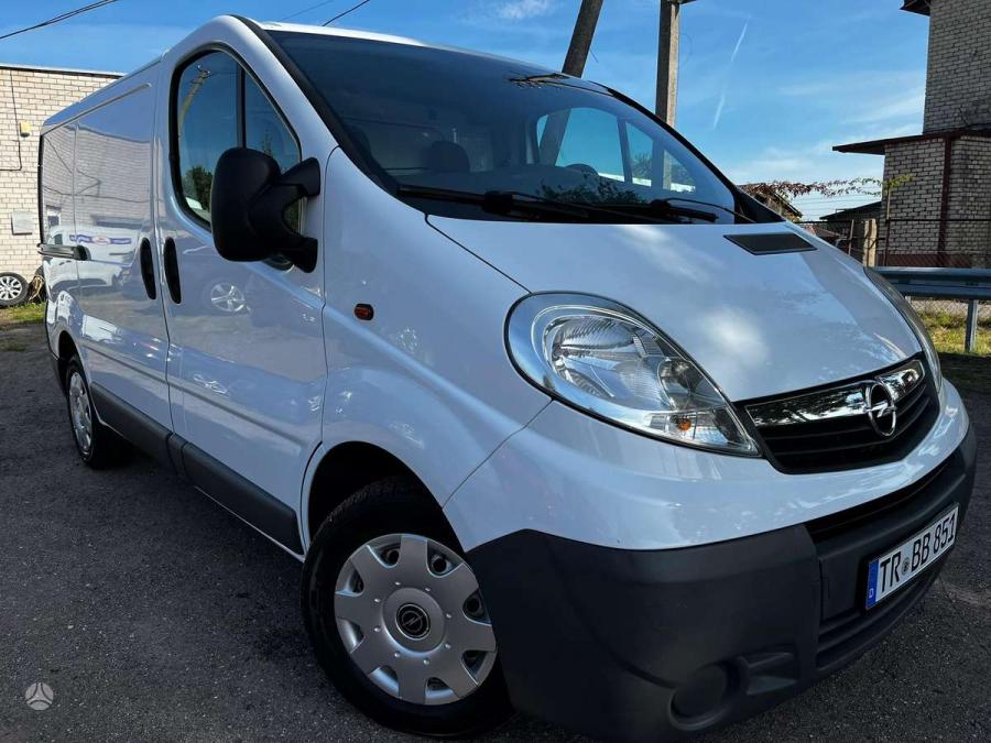 Balts Opel Vivaro 2012 Raseiniai, ar dzinēja tilpumu 2.00 L un nobraukumu 245 tūkst. km par 3950 €, foto 1 vietnē AUTOMOTO.COM.LV