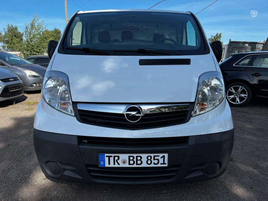 Balts Opel Vivaro 2012 Raseiniai, ar dzinēja tilpumu 2.00 L un nobraukumu 245 tūkst. km par 3950 €, foto 8 vietnē AUTOMOTO.COM.LV
