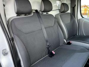 Balts Opel Vivaro 2012 Raseiniai, ar dzinēja tilpumu 2.00 L un nobraukumu 245 tūkst. km par 3950 €, foto 13 vietnē AUTOMOTO.COM.LV