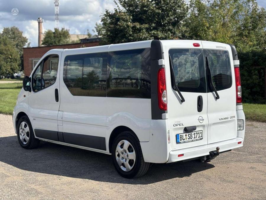 Balts Opel Vivaro 2012 Utena, ar dzinēja tilpumu 2.00 L un nobraukumu 208 tūkst. km par 9650 €, foto 6 vietnē AUTOMOTO.COM.LV