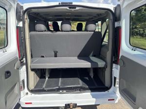 Balts Opel Vivaro 2012 Utena, ar dzinēja tilpumu 2.00 L un nobraukumu 208 tūkst. km par 9650 €, foto 7 vietnē AUTOMOTO.COM.LV