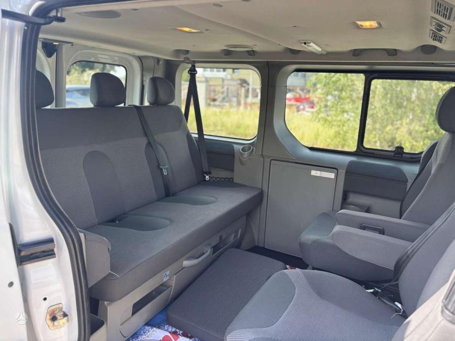 Balts Opel Vivaro 2012 Utena, ar dzinēja tilpumu 2.00 L un nobraukumu 208 tūkst. km par 9650 €, foto 8 vietnē AUTOMOTO.COM.LV