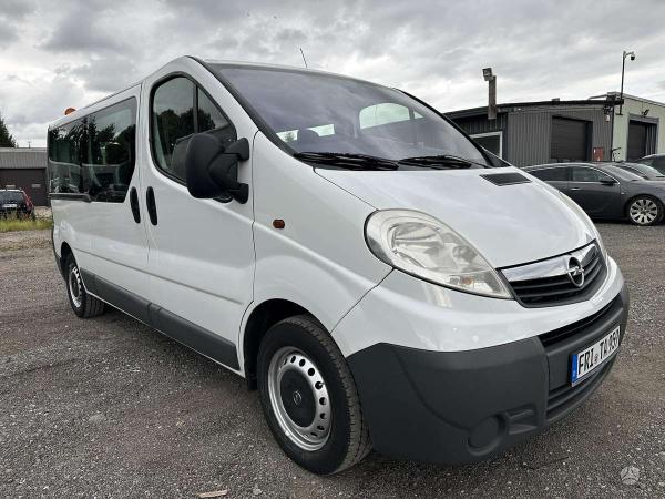 Balts Opel Vivaro 2013 Kelmė, ar dzinēja tilpumu 2.00 L un nobraukumu 296 tūkst. km par 7700 €, foto 4 vietnē AUTOMOTO.COM.LV