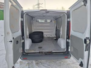 White Opel Vivaro 2014 in Vilnius, with an engine capacity of 2.00 L and mileage of 271 thousand km for 5700 €, photo 13 on AUTOMOTO.COM.LV