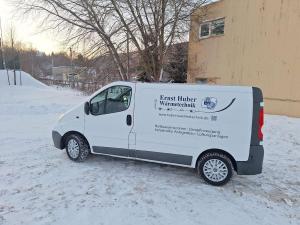 White Opel Vivaro 2014 in Vilnius, with an engine capacity of 2.00 L and mileage of 271 thousand km for 5700 €, photo 14 on AUTOMOTO.COM.LV