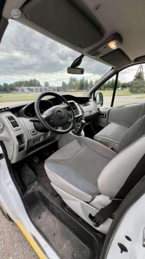 Balts Opel Vivaro 2014 Kauņa, ar dzinēja tilpumu 2.00 L un nobraukumu 222 tūkst. km par 5700 €, foto 13 vietnē AUTOMOTO.COM.LV