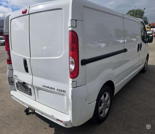 Balts Opel Vivaro 2014 Marijampole, ar dzinēja tilpumu 2.00 L un nobraukumu 249 tūkst. km par 4700 €, foto 5 vietnē AUTOMOTO.COM.LV