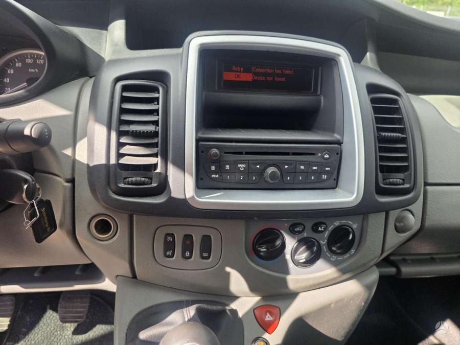 White Opel Vivaro 2014 in Marijampole, with an engine capacity of 2.00 L and mileage of 249 thousand km for 4700 €, photo 13 on AUTOMOTO.COM.LV