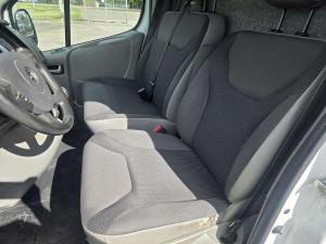 White Opel Vivaro 2014 in Marijampole, with an engine capacity of 2.00 L and mileage of 249 thousand km for 4700 €, photo 14 on AUTOMOTO.COM.LV