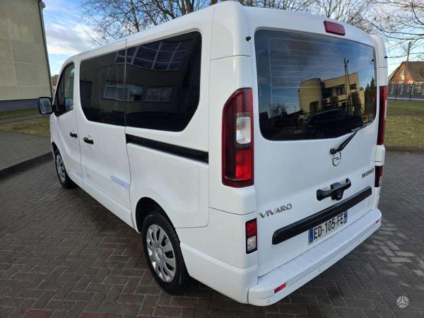 White Opel Vivaro 2016 in Taurage, with an engine capacity of 1.60 L and mileage of 215 thousand km for 6000 €, photo 4 on AUTOMOTO.COM.LV