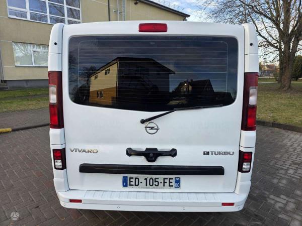 White Opel Vivaro 2016 in Taurage, with an engine capacity of 1.60 L and mileage of 215 thousand km for 6000 €, photo 5 on AUTOMOTO.COM.LV