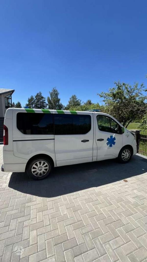Balts Opel Vivaro 2016 Panevēža, ar dzinēja tilpumu 1.60 L un nobraukumu 360 tūkst. km par 6200 €, foto 3 vietnē AUTOMOTO.COM.LV