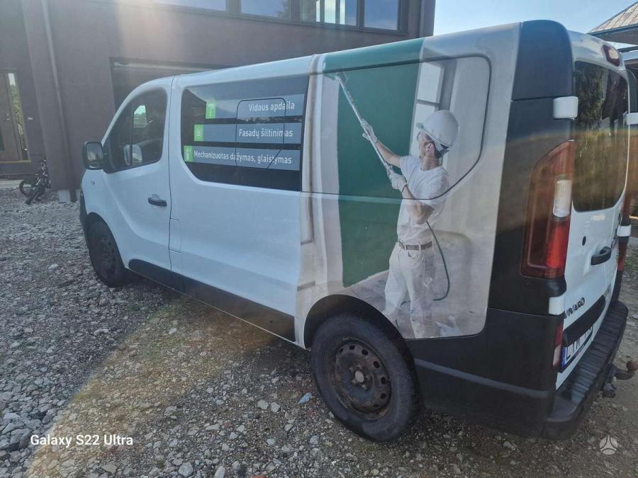 White Opel Vivaro 2016 in Kaunas, with an engine capacity of 1.60 L and mileage of 294 thousand km for 3500 €, photo 4 on AUTOMOTO.COM.LV