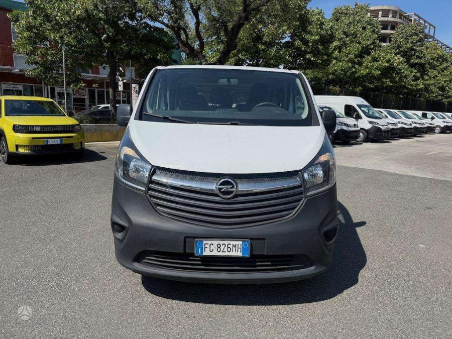 Balts Opel Vivaro 2016 Šauļi, ar dzinēja tilpumu 1.60 L un nobraukumu 300 tūkst. km par 8700 €, foto 3 vietnē AUTOMOTO.COM.LV