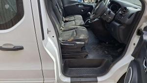 Balts Opel Vivaro 2016 Šauļi, ar dzinēja tilpumu 1.60 L un nobraukumu 174 tūkst. km par 2700 €, foto 10 vietnē AUTOMOTO.COM.LV