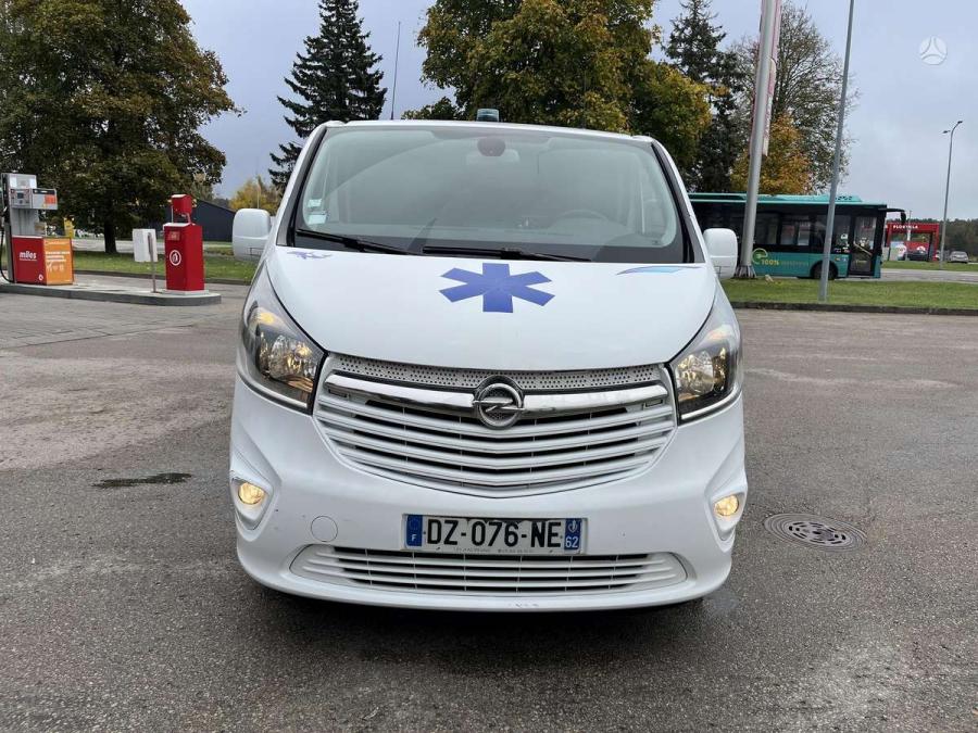 Balts Opel Vivaro 2016 Tauragė, ar dzinēja tilpumu 1.60 L un nobraukumu 346 tūkst. km par 5600 €, foto 3 vietnē AUTOMOTO.COM.LV