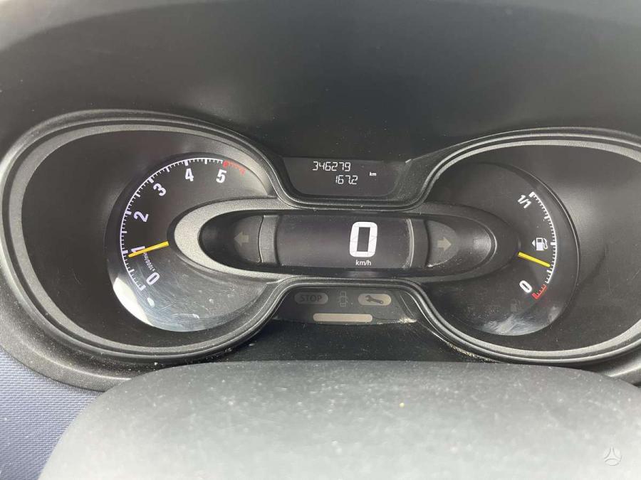 Balts Opel Vivaro 2016 Tauragė, ar dzinēja tilpumu 1.60 L un nobraukumu 346 tūkst. km par 5600 €, foto 11 vietnē AUTOMOTO.COM.LV