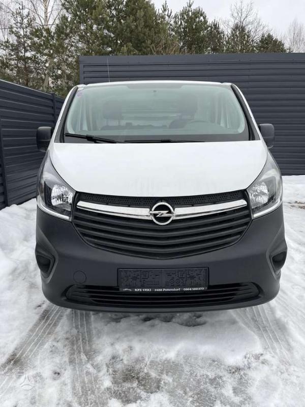 Balts Opel Vivaro 2017 Kauņa, ar dzinēja tilpumu 1.60 L un nobraukumu 104 tūkst. km par 8500 €, foto 3 vietnē AUTOMOTO.COM.LV