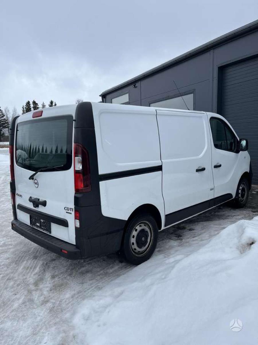 Balts Opel Vivaro 2017 Kauņa, ar dzinēja tilpumu 1.60 L un nobraukumu 104 tūkst. km par 8500 €, foto 5 vietnē AUTOMOTO.COM.LV