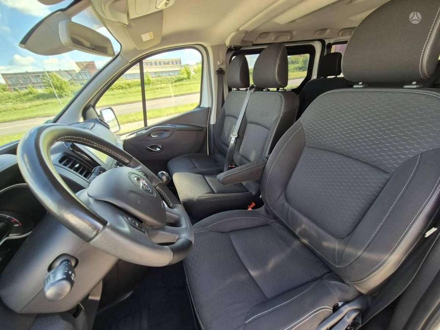 White Opel Vivaro 2017 in Panevezys, with an engine capacity of 1.60 L and mileage of 279 thousand km for 11750 €, photo 31 on AUTOMOTO.COM.LV