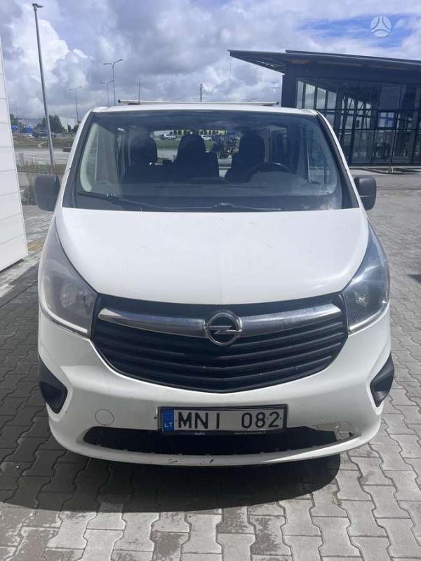 Balts Opel Vivaro 2017 Klaipėda, ar dzinēja tilpumu 1.60 L un nobraukumu 240 tūkst. km par 4900 €, foto 2 vietnē AUTOMOTO.COM.LV