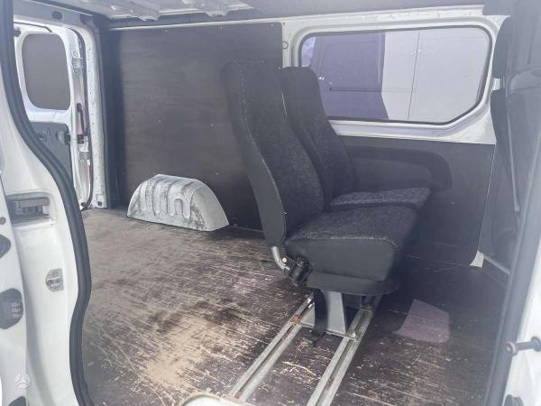 Balts Opel Vivaro 2017 Klaipėda, ar dzinēja tilpumu 1.60 L un nobraukumu 240 tūkst. km par 4900 €, foto 10 vietnē AUTOMOTO.COM.LV