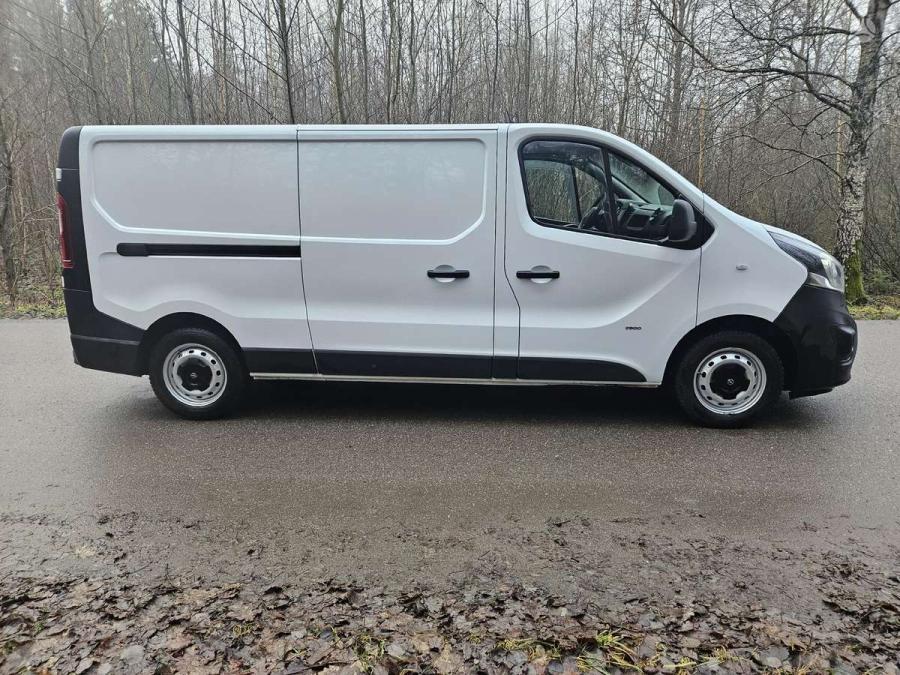 Balts Opel Vivaro 2018 Raseiniai, ar dzinēja tilpumu 1.60 L un nobraukumu 227 tūkst. km par 7800 €, foto 4 vietnē AUTOMOTO.COM.LV