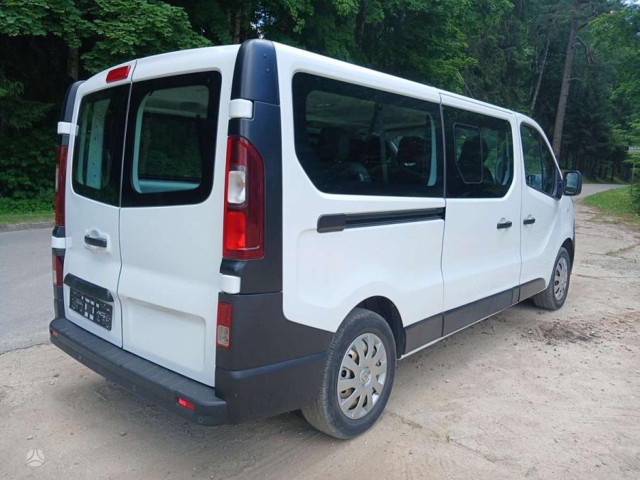 Balts Opel Vivaro 2018 Kelmė, ar dzinēja tilpumu 1.60 L un nobraukumu 363 tūkst. km par 9800 €, foto 5 vietnē AUTOMOTO.COM.LV