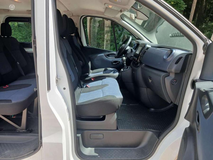Balts Opel Vivaro 2018 Kelmė, ar dzinēja tilpumu 1.60 L un nobraukumu 363 tūkst. km par 9800 €, foto 12 vietnē AUTOMOTO.COM.LV