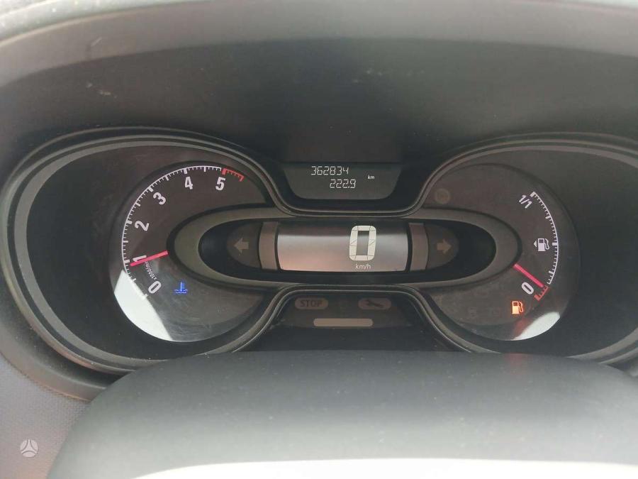 Balts Opel Vivaro 2018 Kelmė, ar dzinēja tilpumu 1.60 L un nobraukumu 363 tūkst. km par 9800 €, foto 15 vietnē AUTOMOTO.COM.LV