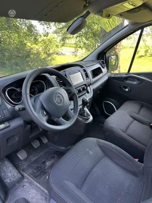 Balts Opel Vivaro 2018 Tauragė, ar dzinēja tilpumu 1.60 L un nobraukumu 165 tūkst. km par 7999 €, foto 18 vietnē AUTOMOTO.COM.LV