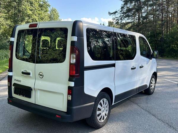Белый Опель Виваро 2018 в Укмерге, объемом двигателя 1.56 л и пробегом 240 тыс. км за 9450 €, фото 6 на AUTOMOTO.COM.LV