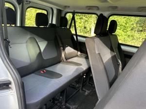 White Opel Vivaro 2018 in Ukmerge, with an engine capacity of 1.60 L and mileage of 214 thousand km for 9550 €, photo 12 on AUTOMOTO.COM.LV