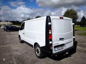 White Opel Vivaro 2018 in Kaunas, with an engine capacity of 1.60 L and mileage of 152 thousand km for 9800 €, photo 7 on AUTOMOTO.COM.LV