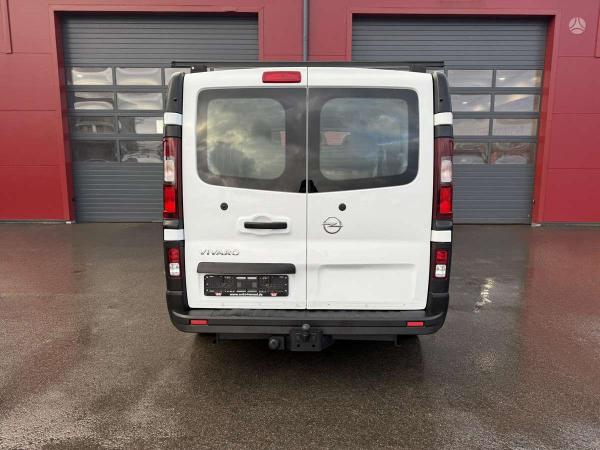 Balts Opel Vivaro 2019 Kauņa, ar dzinēja tilpumu 1.60 L un nobraukumu 149 tūkst. km par 8850 €, foto 4 vietnē AUTOMOTO.COM.LV
