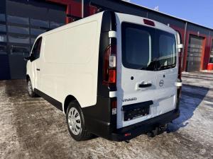 White Opel Vivaro 2019 in Kaunas, with an engine capacity of 1.60 L and mileage of 149 thousand km for 8700 €, photo 5 on AUTOMOTO.COM.LV